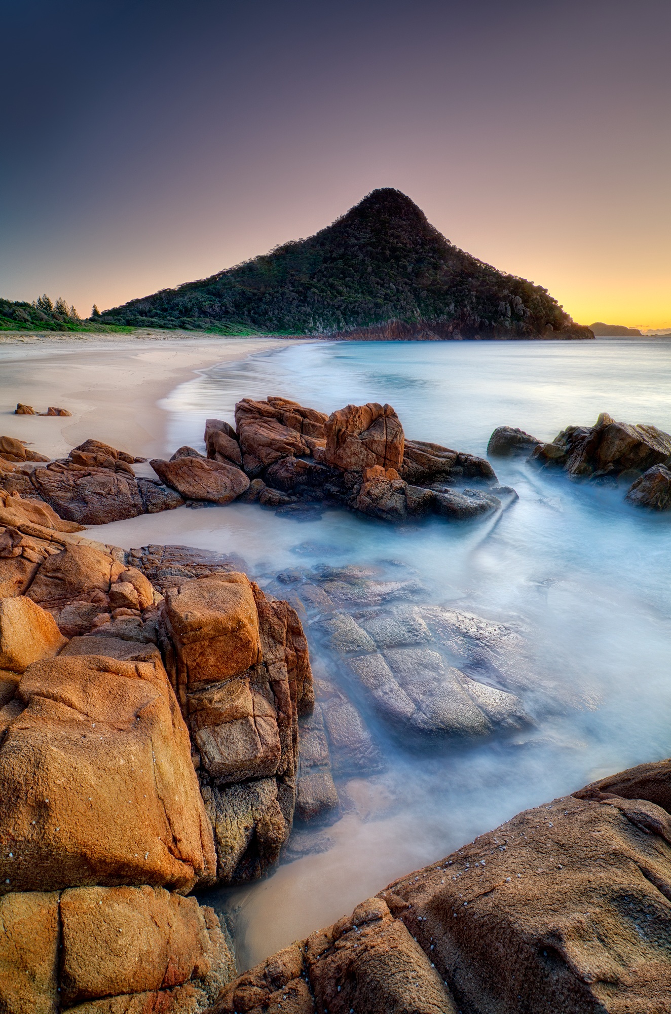 Zenith Beach – avernus