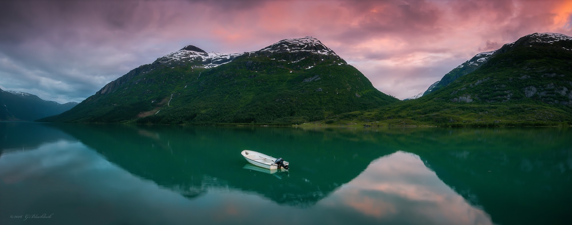 Boats r us – avernus